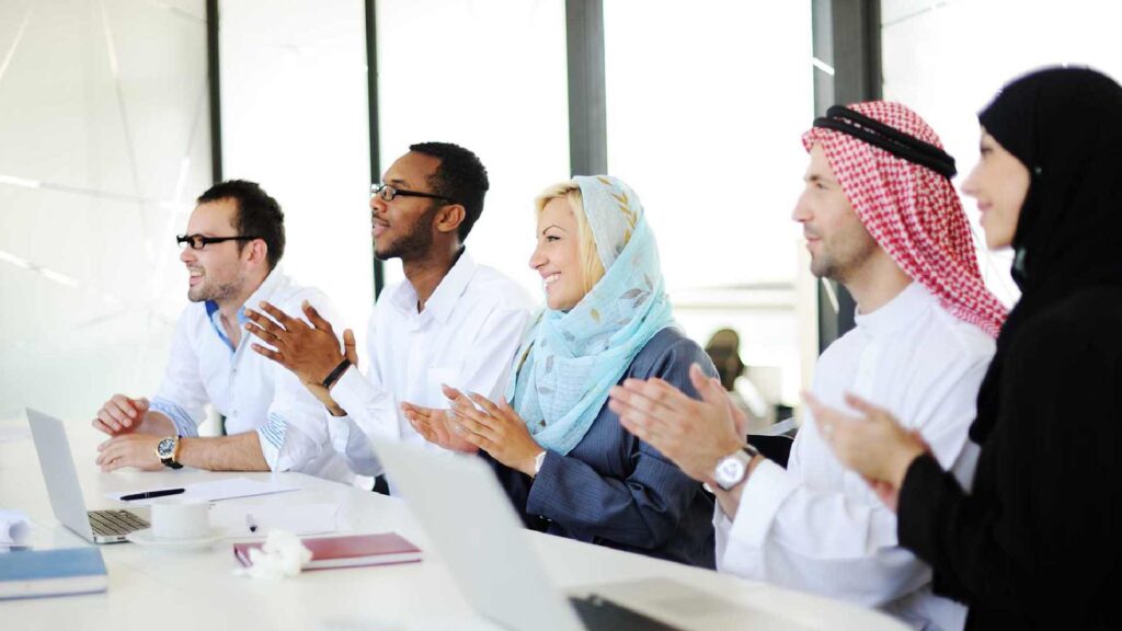 Minimum Wages in Bahrain 2024 | Minimum & Average Salary